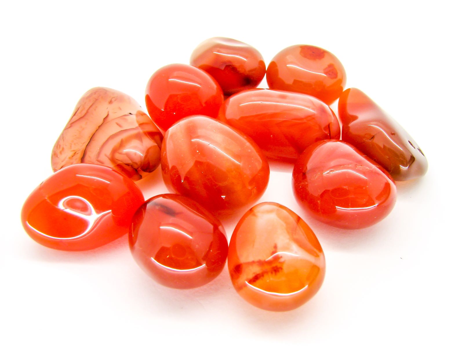 Rote Heilsteine für Ihr Liebesglück – und noch viel mehr • Naturheilpraxis